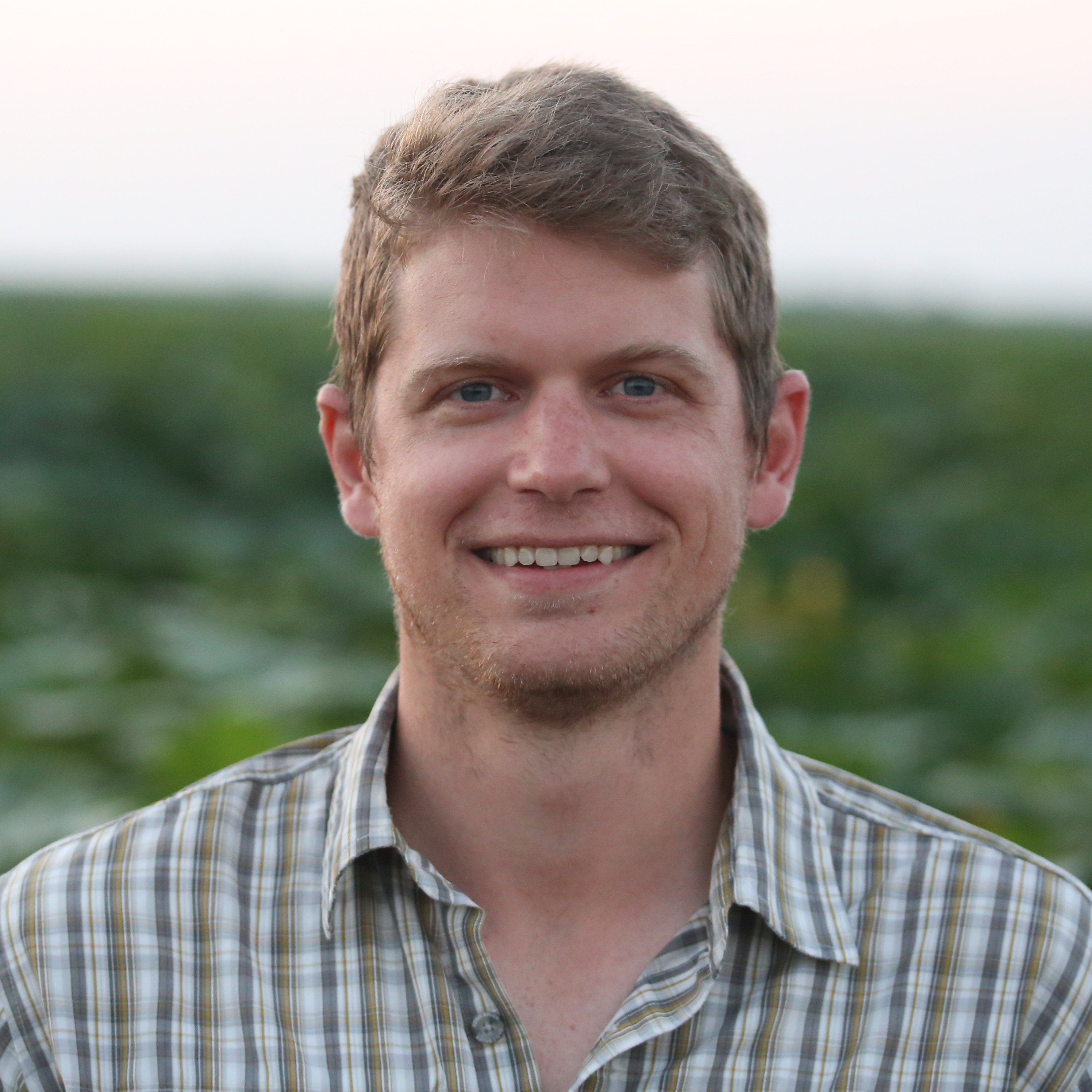 Nicholas Nick Ivers – López-Uribe Lab